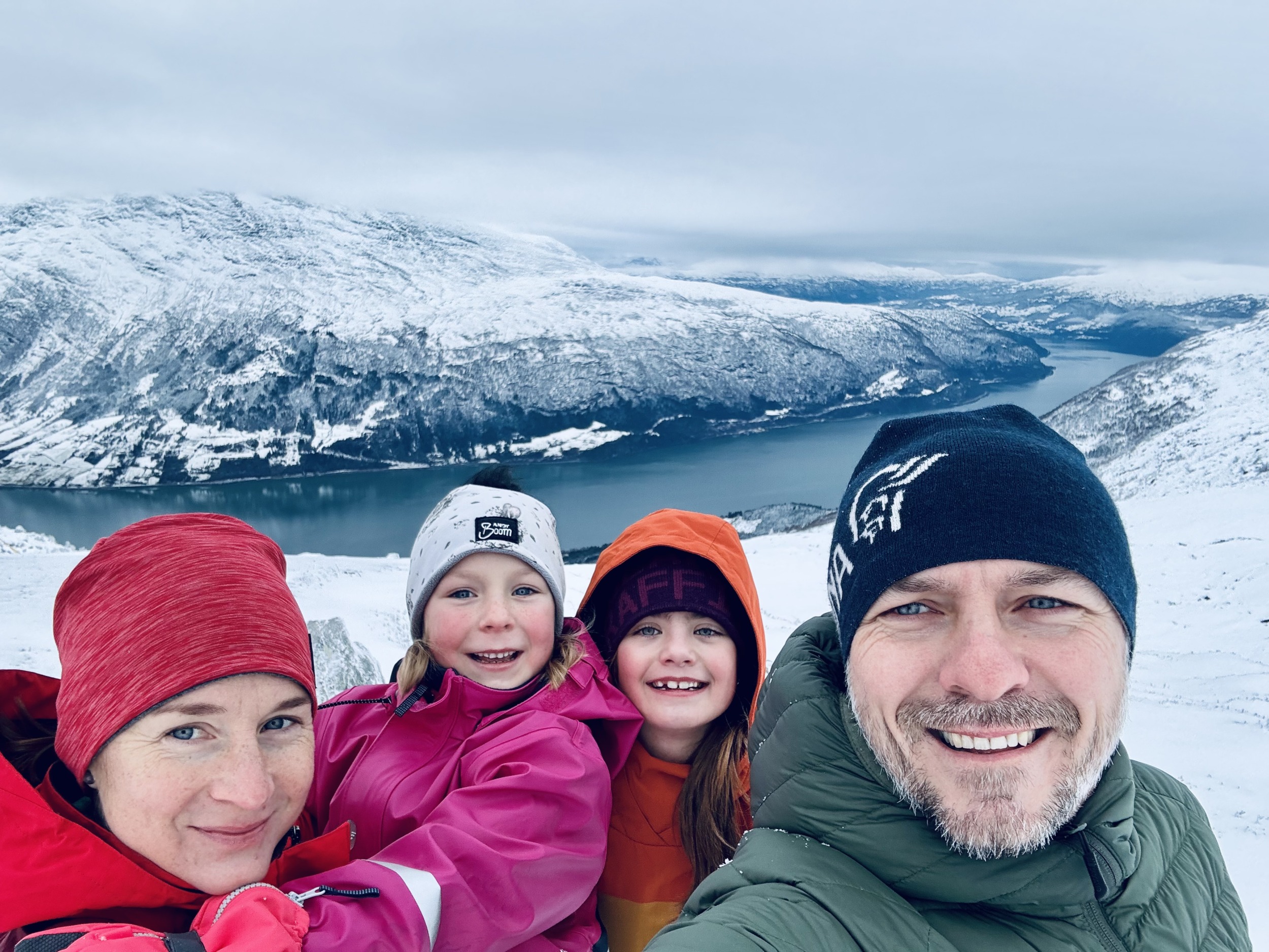 Michal Gembicky: Frå storbyliv i Praha til landsbyliv i Innvik ...